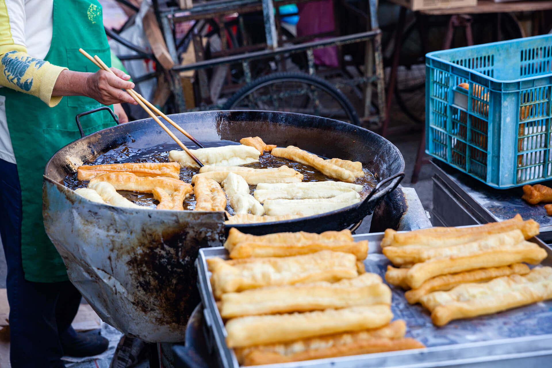 Chinese Youtiao: History, Best Spots, Pairings & Tips